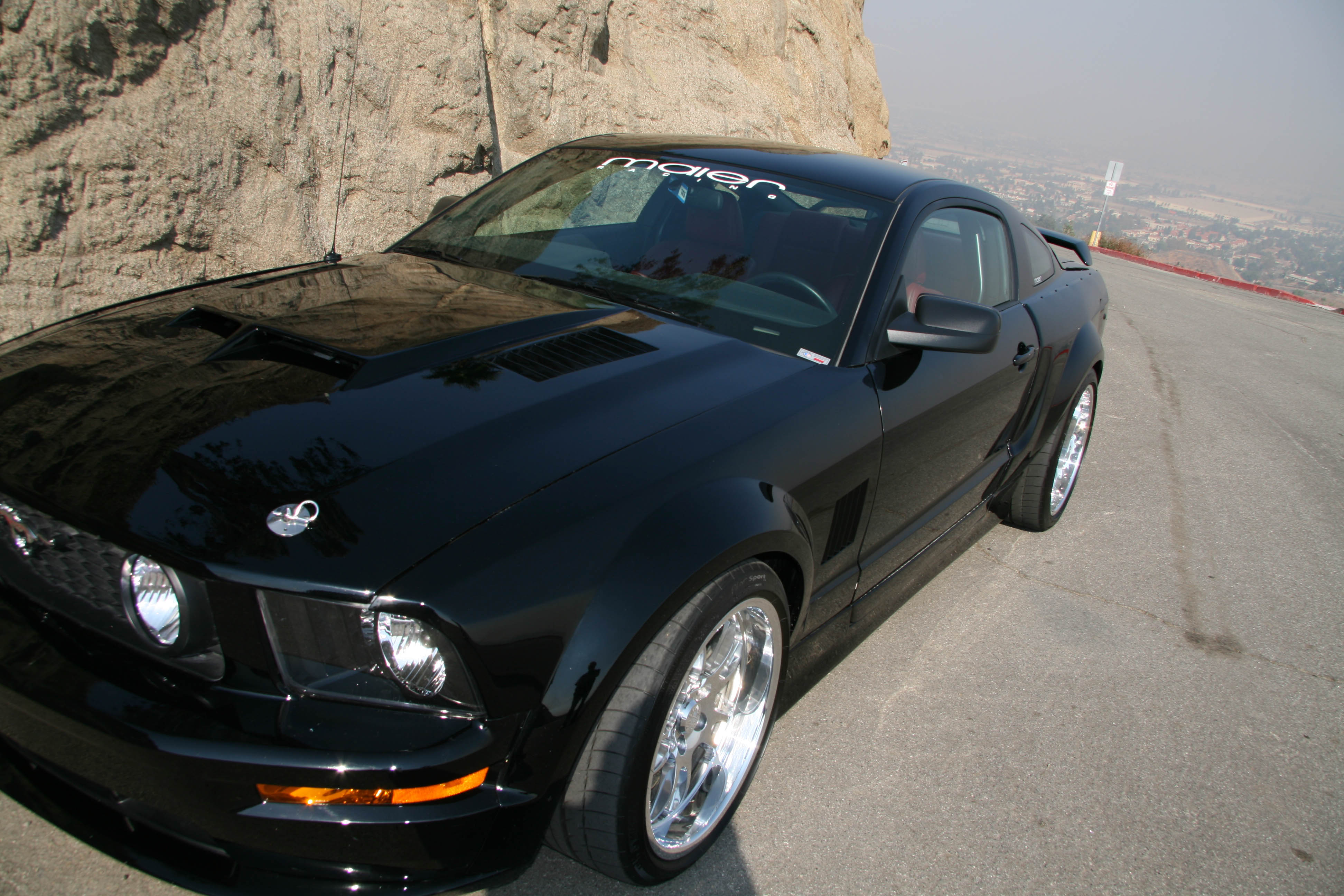 05-09 Front Fenders - Maier Racing